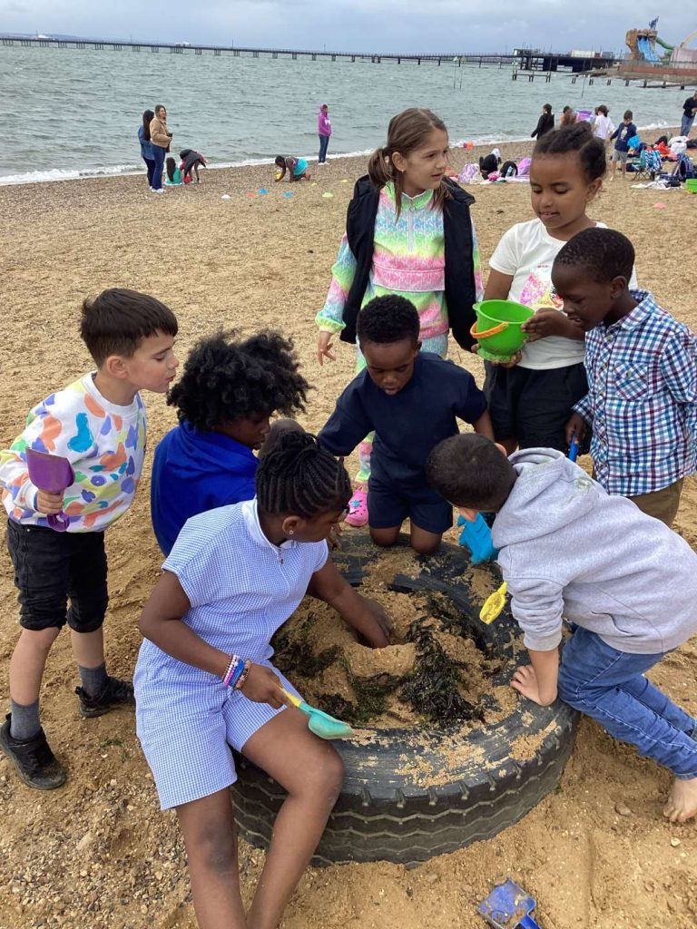 Alexandra Primary School | Year 2 Seaside Trip